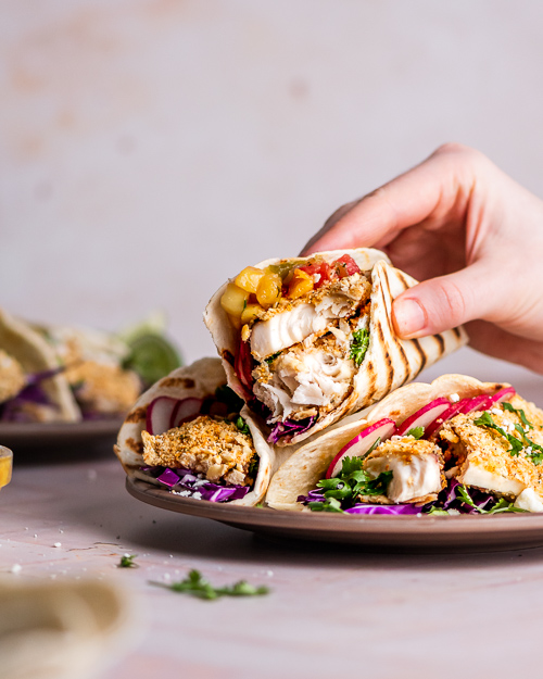 Quick and Crispy Flaxseed Fish Tacos - Manitoba Flax Seed Milling ...